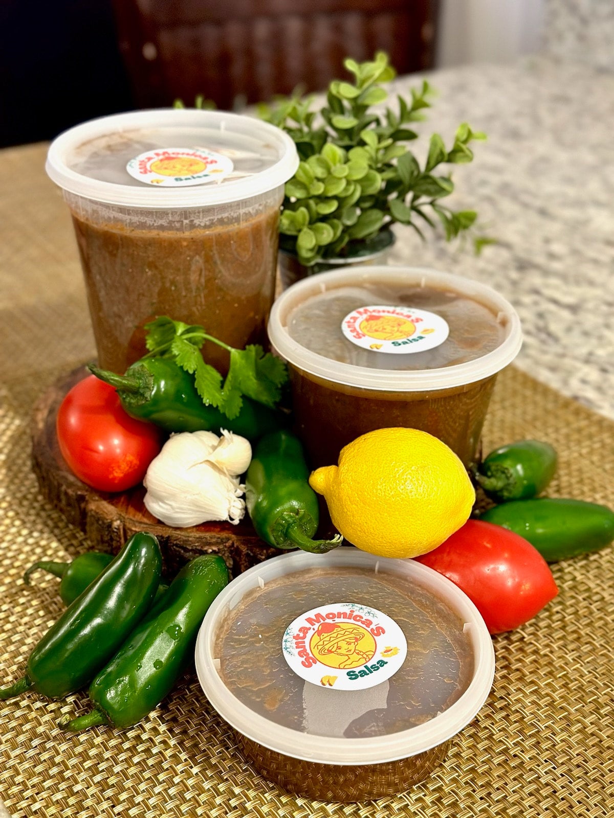 Restaurant Style Salsa 32oz | Santa Monica's Tacos